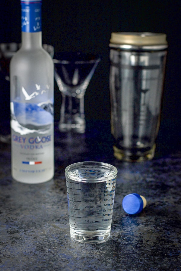 Ruby Red Grapefruit Cosmo | Dishes Delish