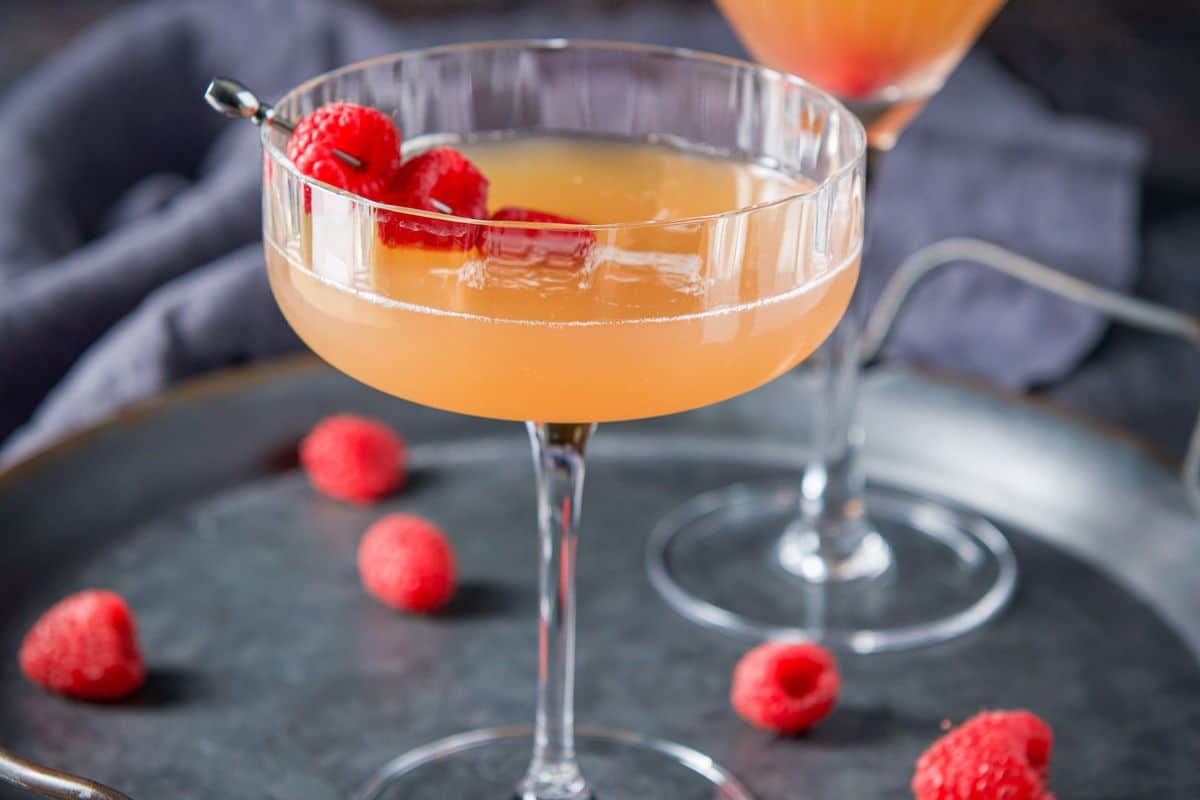 17 Pineapple Juice Cocktails for a Flavorful Twist - Dishes Delish